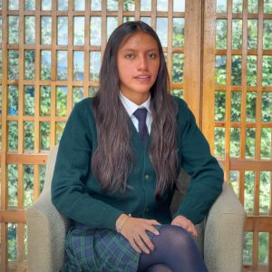 Beca Honor Excellence AES - Unidad Educativa Bilingüe Indoamérica